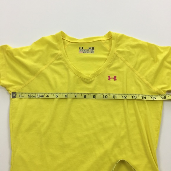 Under Armour | Tops | 425 Under Armour Yellow Tee Shirt In Xs Guc ...